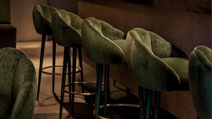 8 Iconic Bar Stools For Your Luxury Kitchen by World Renowned Designers