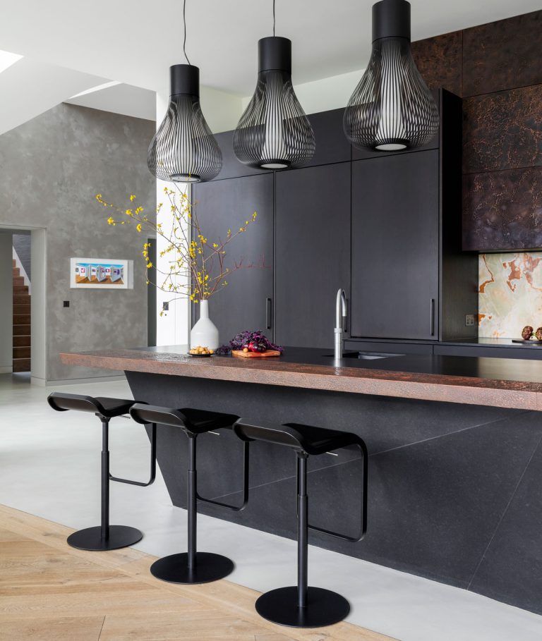 Custom Bespoke Kitchen Islands: The Pinnacle of Luxury Kitchens