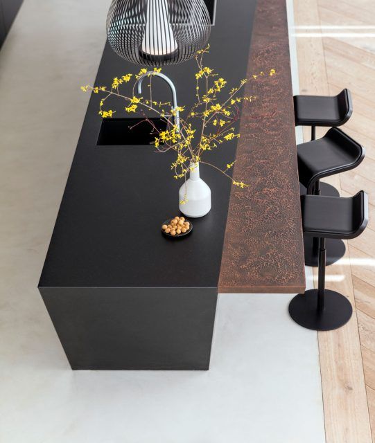 Custom Bespoke Kitchen Islands: The Pinnacle of Luxury Kitchens